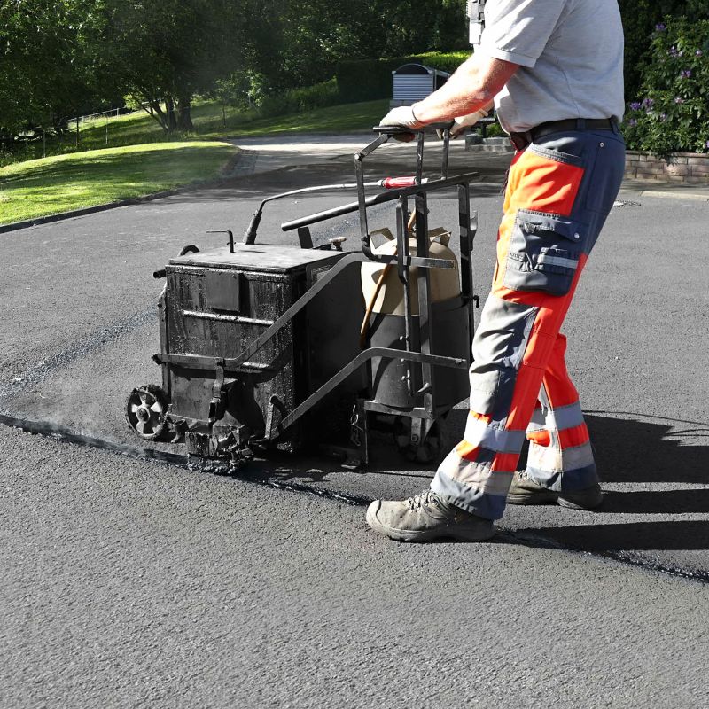 Fugenvergussmasse N2 gemäß TL-Fug StB 15 - 11 kg Würfel | Nadler